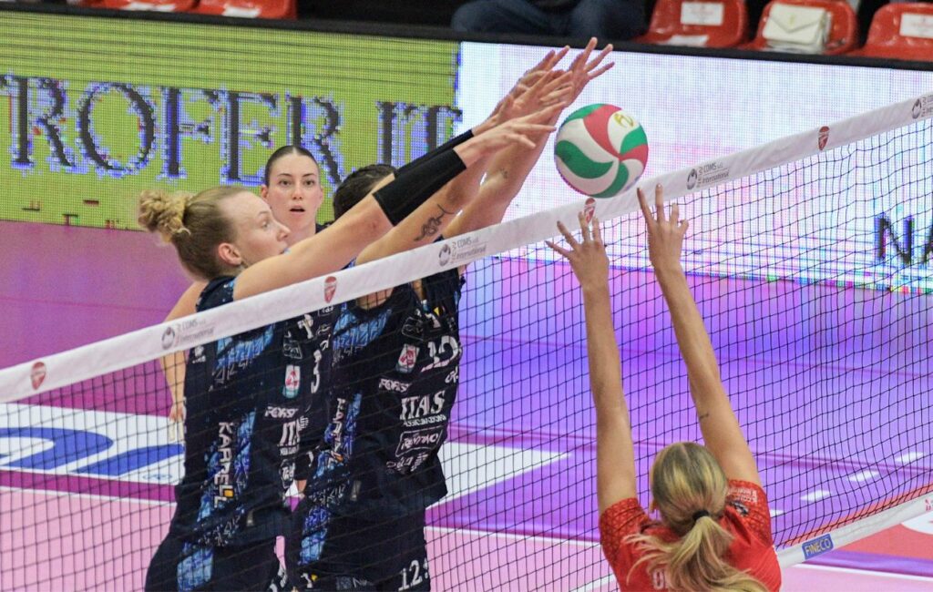A2 femminile: dopo tre giornate sono tre le squadre a guidare a ... A2 femminile: dopo tre giornate sono tre le squadre a guidare a ...