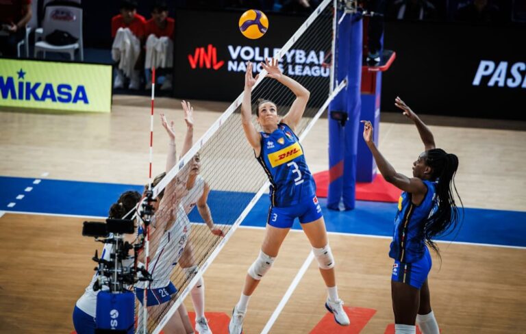 VNL femminile, Italia-Serbia 3-2: Velasco cerca conferme, ma finisce il ...